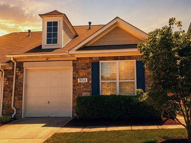 904 Cadmus Dr, Fredericksburg, VA 22401