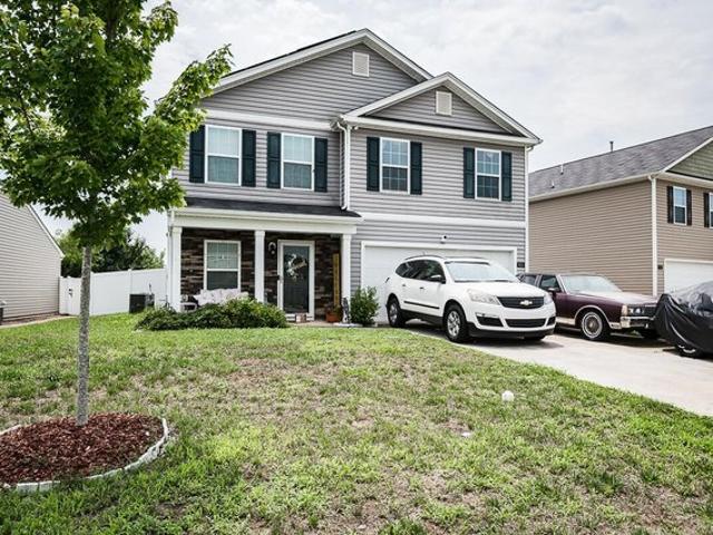 904 Cannonade Dr, Whitsett, NC 27377