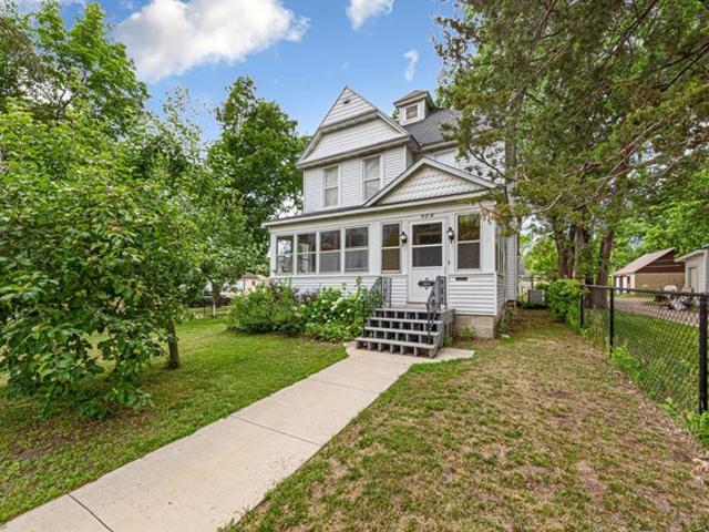 904 Central Ave N, Faribault, MN 55021