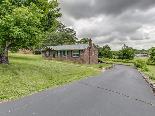 904 Cheairs Cir, Columbia, TN 38401 | MLS #3171 | Compass