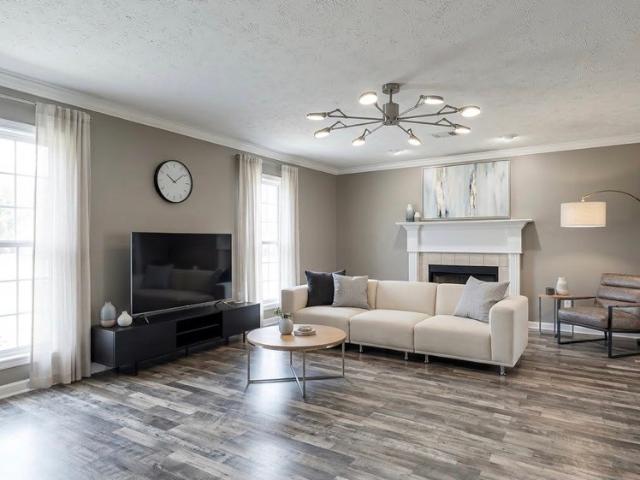 904 Bexley Dr