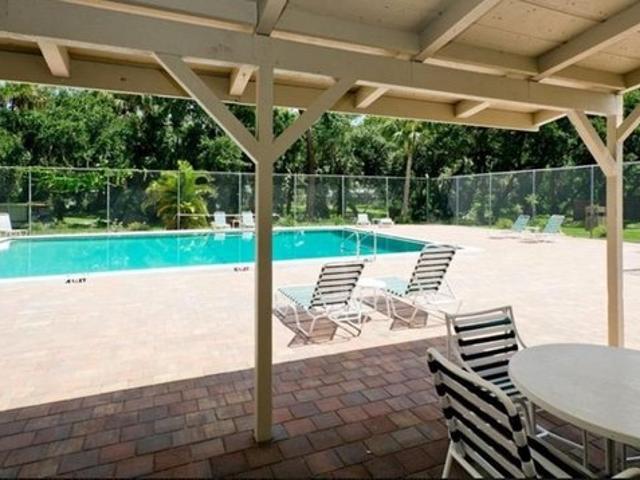 904 Byron Ln Rm 1, Sarasota, FL 34243