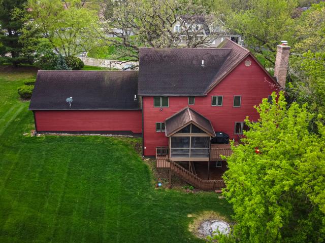 904 Glen Oak Drive