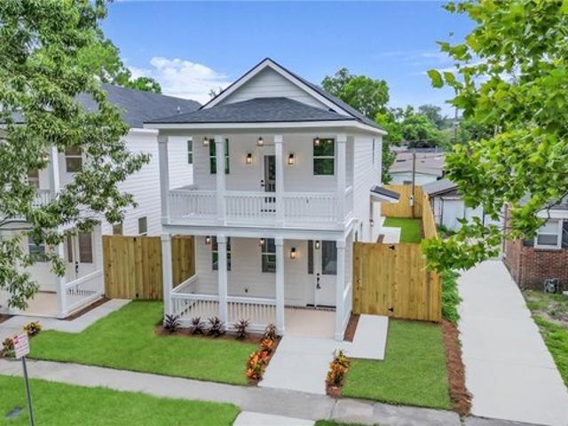 904 E 33rd St, Savannah, GA 31401