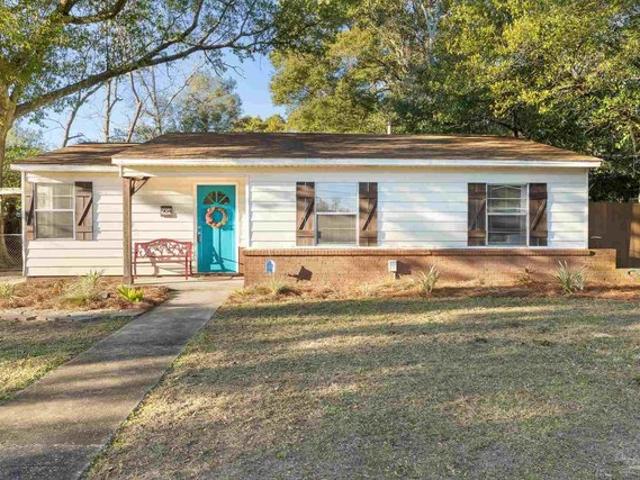 904 E Texar Dr, Pensacola, FL 32503