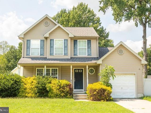 904 E Linden Ave, Lindenwold, NJ 08021