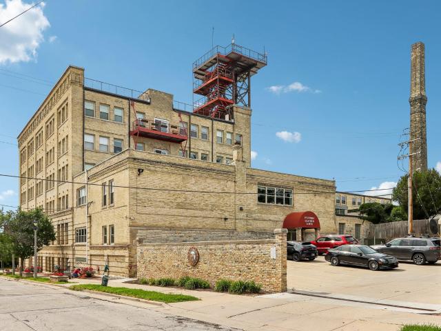 904 E Pearson St, Unit 122
