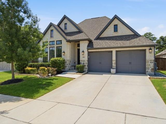 904 Fallbrook Ave, Denton, TX 76210