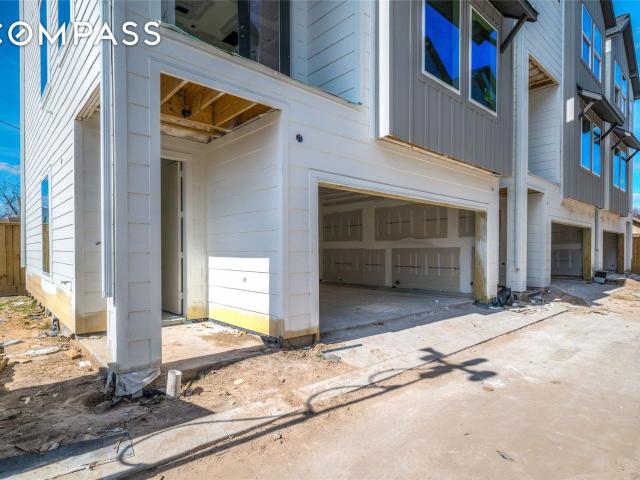 904 Kern St C, Houston, TX