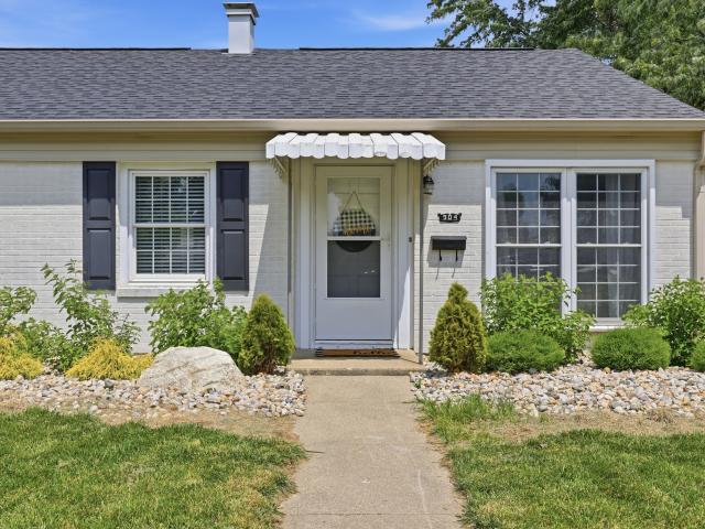 904 Hemlock Street