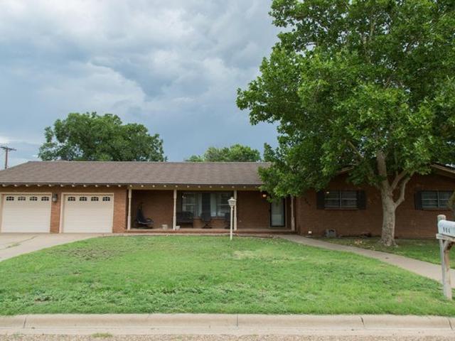 904 Itasca St, Plainview, TX 79072