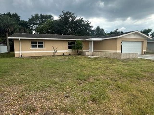 904 Leeland Heights Blvd E, Lehigh Acres, FL 33936
