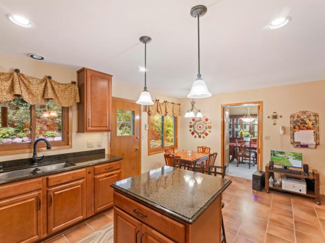 904 Lynne Ct