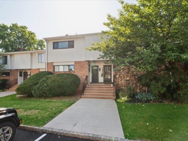 904 Merritt Dr, Hillsborough, NJ 08844 | MLS #4038