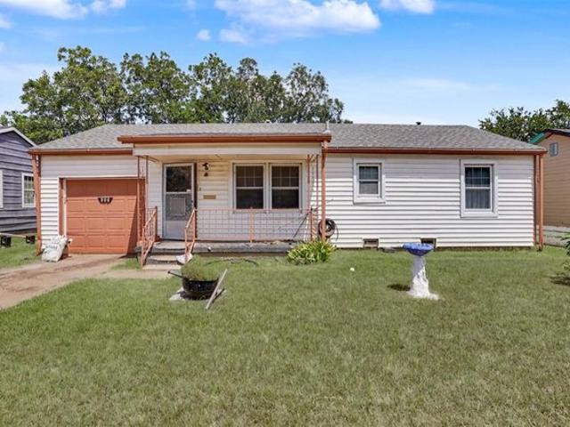 904 N York St, Altus, OK 73521