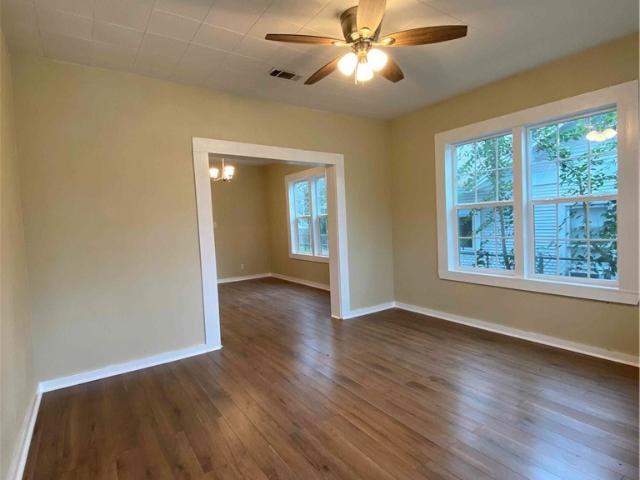 904 N Main St, Temple, TX 76501 | MLS #607989 | Compass