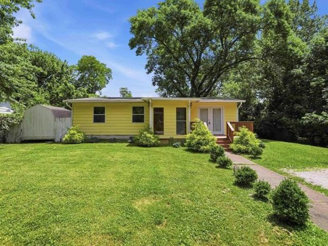 904 N Orris Dr, Bloomington, IN 47404