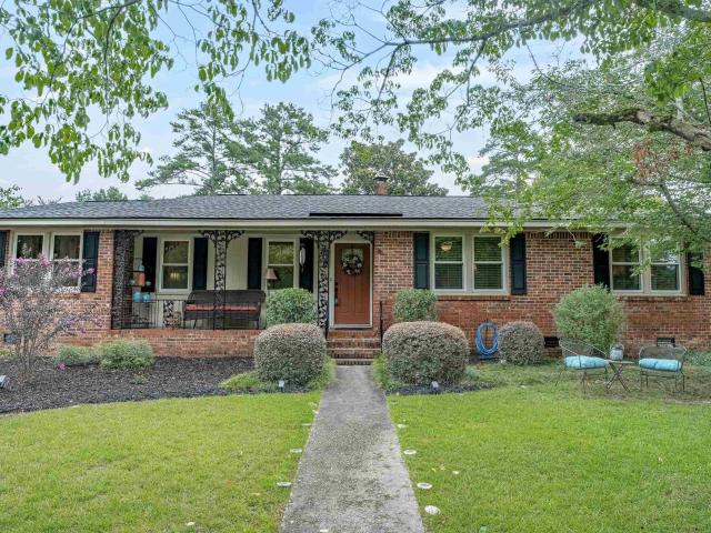 904 Natchez Trail