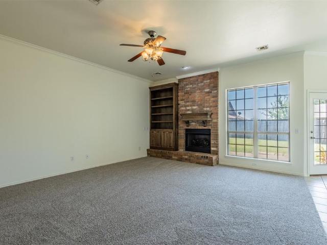 904 NE 25th Court