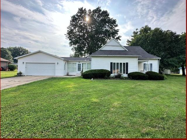 904 S 20th St, Unionville, MO 63565