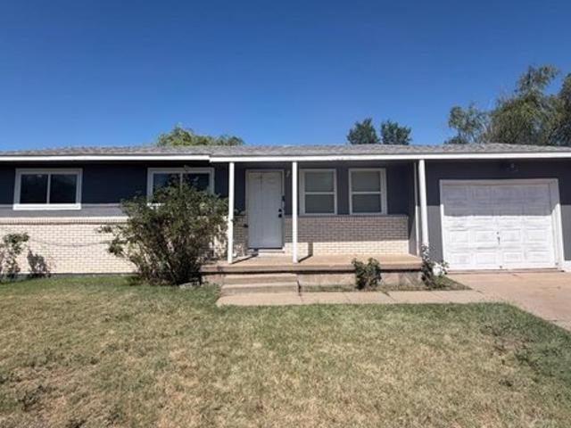904 S Calhoun Ave, Liberal, KS 67901