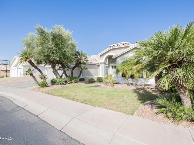 904 s dolphin drive
