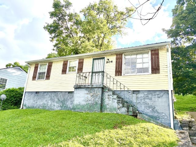 904 South 14th Street