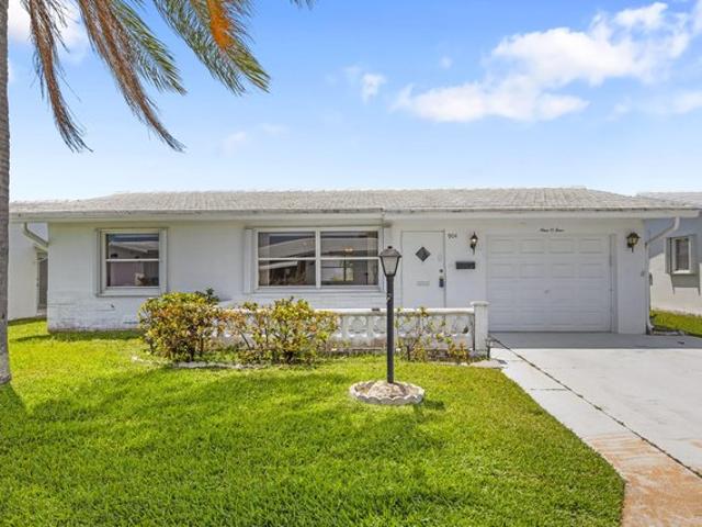 904 SW 5th Ct, Boynton Beach, FL 33426
