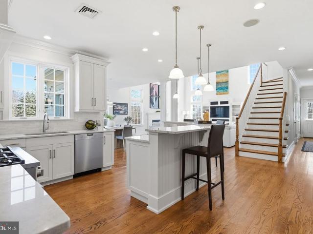 904 Plymouth Road