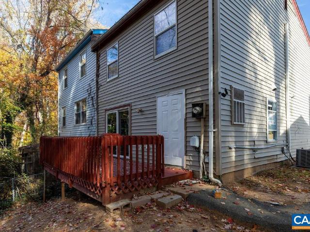 904 Rock Creek Rd