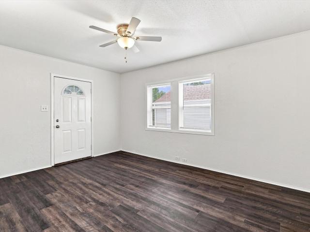 904 Raton Ct