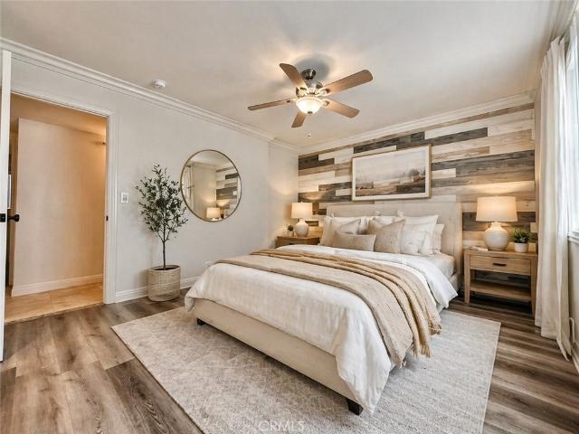 904 W Balboa Blvd, Newport Beach, CA 92661 | MLS #NP26085 | Compass