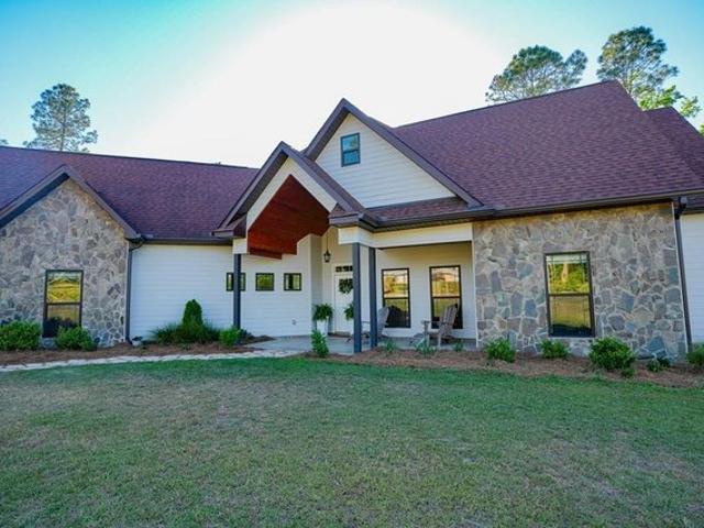904 W Grossman Dr, Vidalia, GA 30474