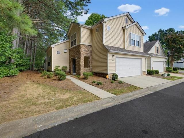 904 Windcroft Circle NW