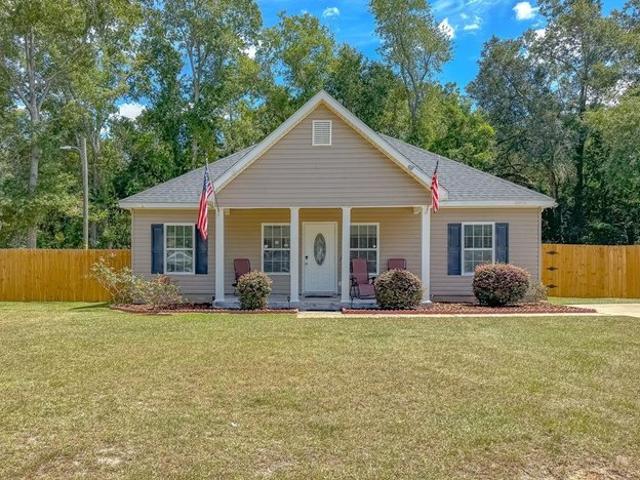 904 Timberlane Rd, Bainbridge, GA 39817