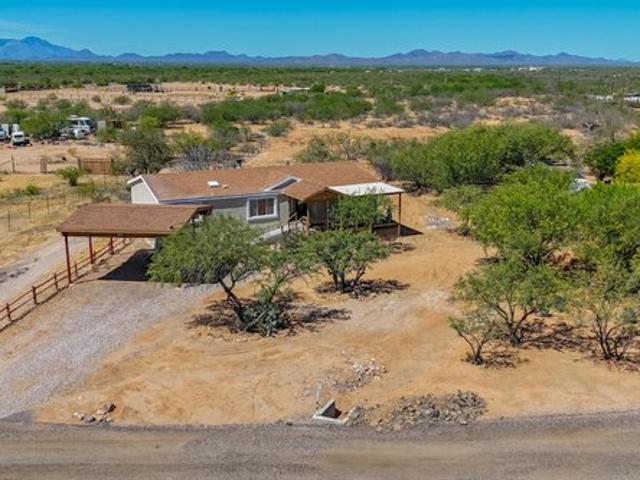 9054 W Snyder Hill Rd, Tucson, AZ 85735
