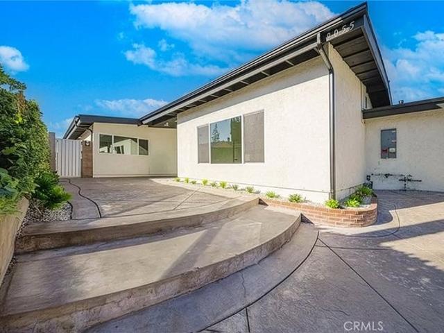 9055 Forbes Ave, Northridge, CA 91343