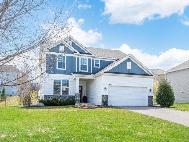 9055 Lakeside Dr, Victoria, MN 55386