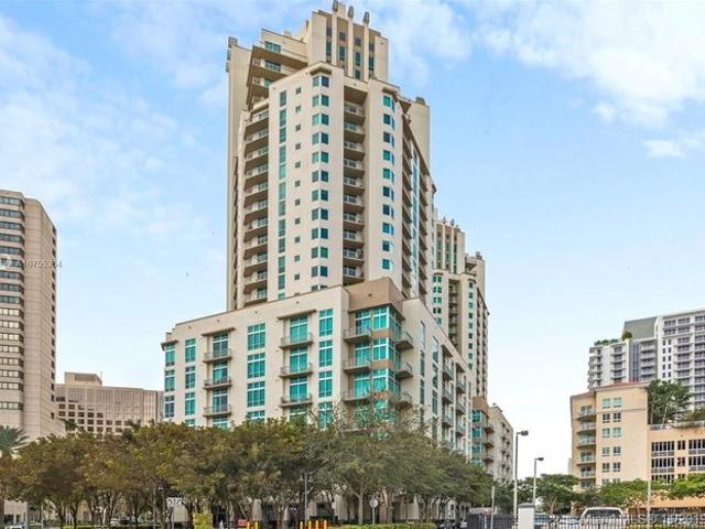 9055 SW 73rd Ct Apt 1201, Pinecrest, FL 33156