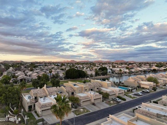 9056 W Port Royale Ln, Peoria, AZ 85381