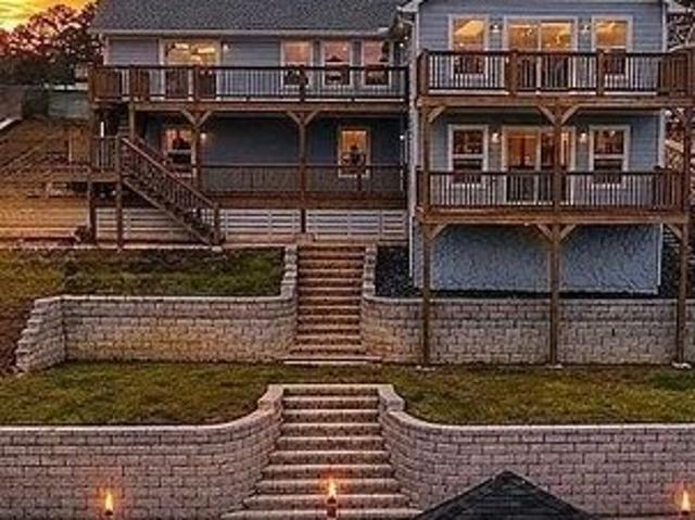 9058 Woodlake Ln, Villa Rica, GA 30180