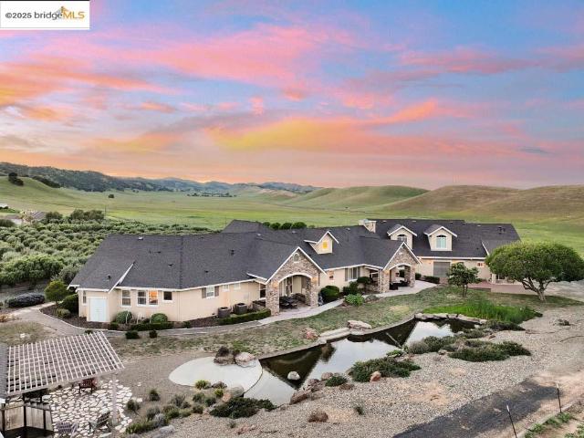9050 Deer Valley Rd, Brentwood, CA 94513 | MLS #41108 | Compass