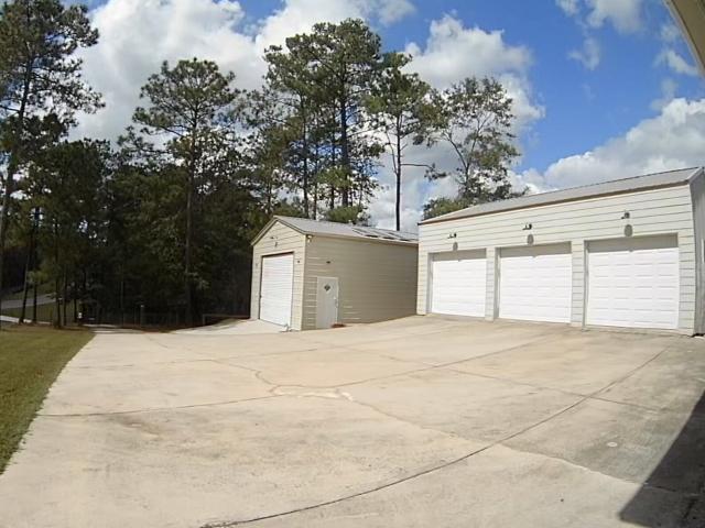 9051 Dolive Rd