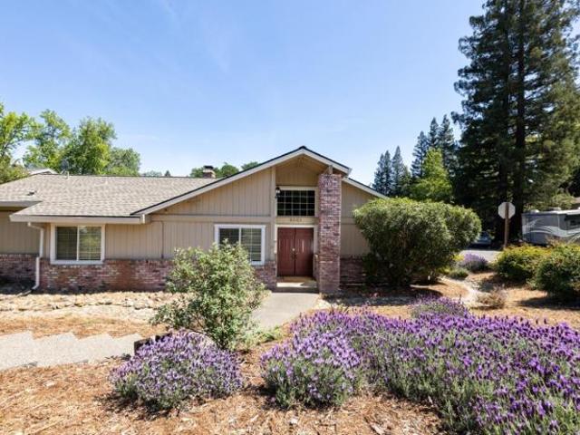 9051 Winding Oak Dr, Fair Oaks, CA 95628