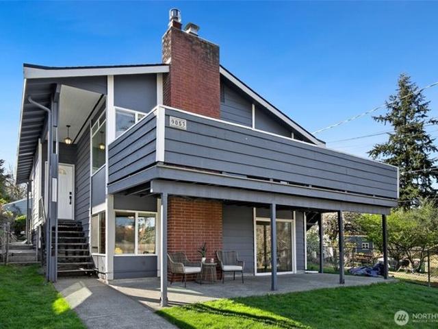 9053 7th Ave NW, Seattle, WA 98117