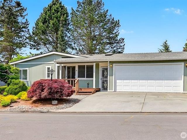 905 243rd St SW, Bothell, WA 98021