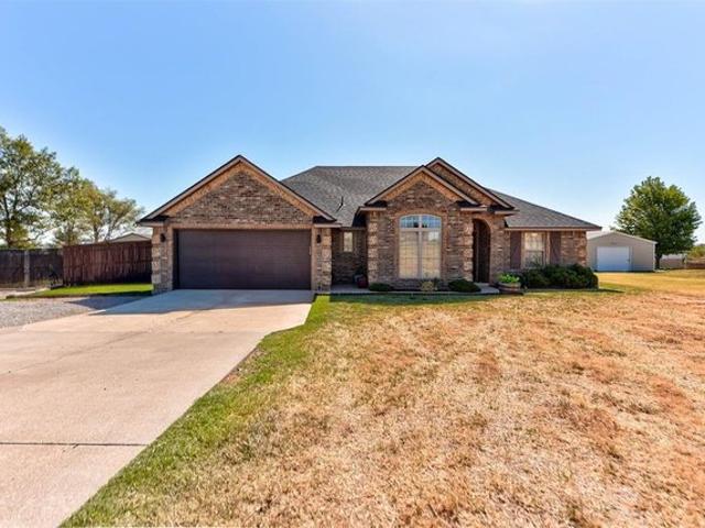905 County Street 2932, Tuttle, OK 73089