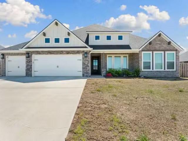 905 CARLOCK DR, PEA RIDGE, AR 72751 Single Family Residence Fo.