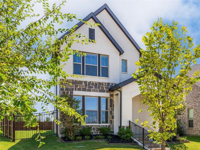 905 Carnation Drive
