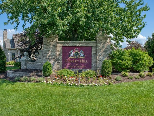 905 Cherry Hill Dr